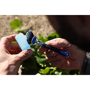 Coghlan's Silicone Razor Covers, Dishwasher Safe, Blue and Clear, 2 Pack