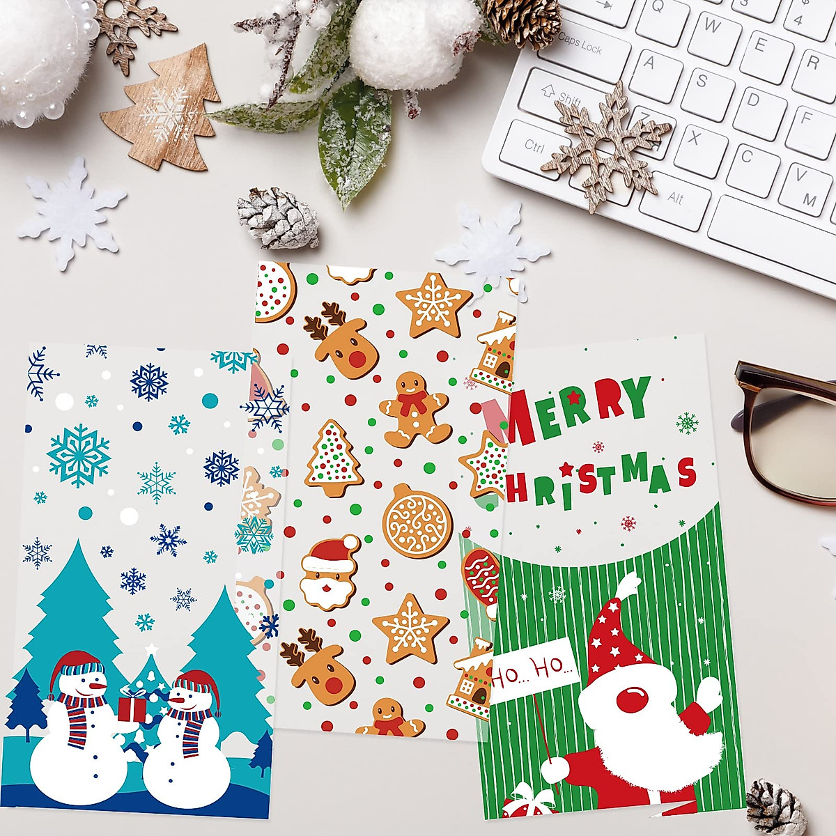 Moretoes 168pcs Christmas Candy Bags Treat Bags Cellophane Bags with 180pcs Twist Ties 8 Assorted Styles Treat Reindeer & Christmas Ball Pattern Snack Goodie Bags for Christmas Party Supplies