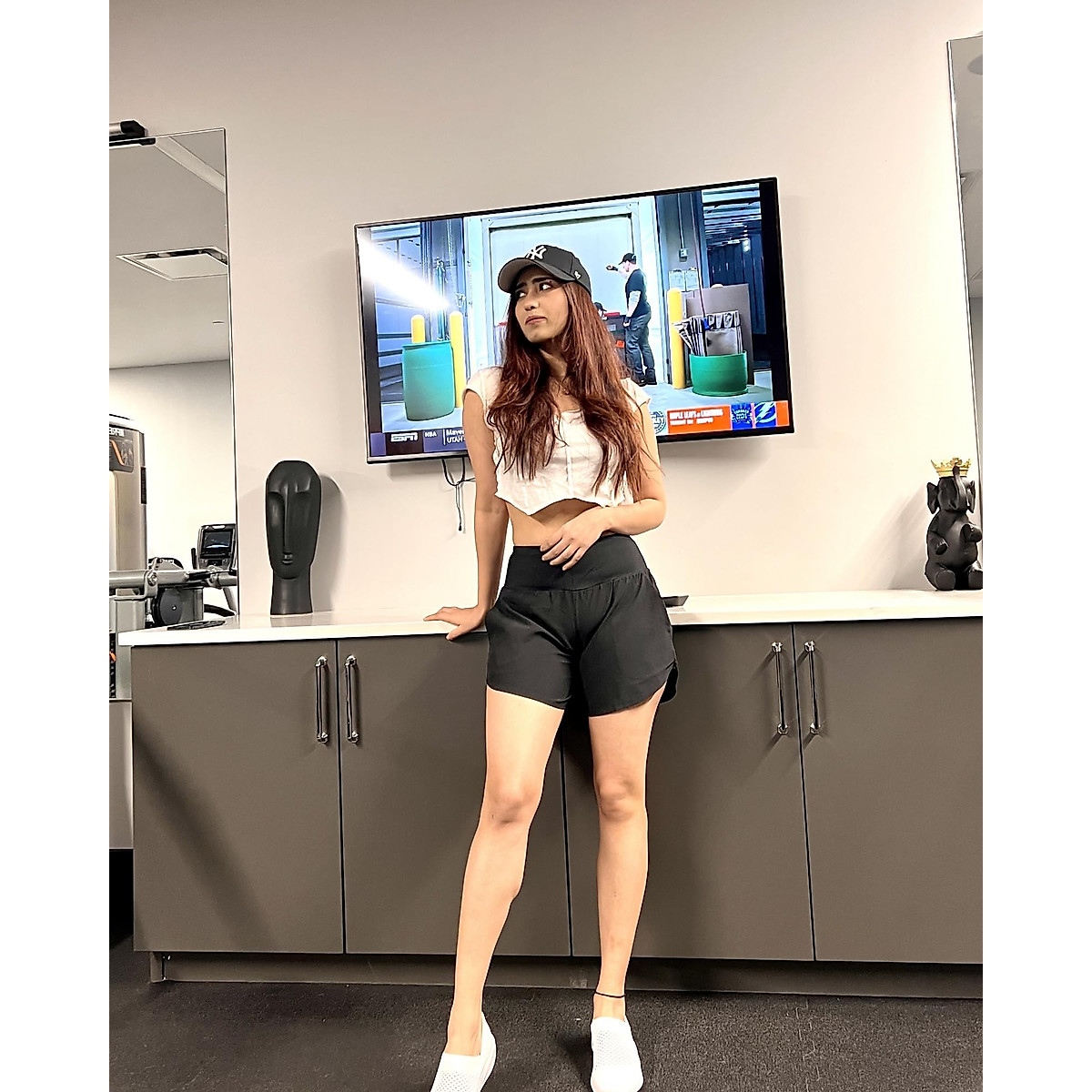 G4Free Athletic Shorts for Women 5 Inch Running Shorts with Pockets Quick Dry Workout Sports Tennis Shorts(Black,L)