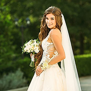 Rose Wrist Corsage and Boutonniere Set Artificial Corsage Wristlet Bracelet for Wedding Decorations Prom Ceremony Accessories (2pcs, Champagne)