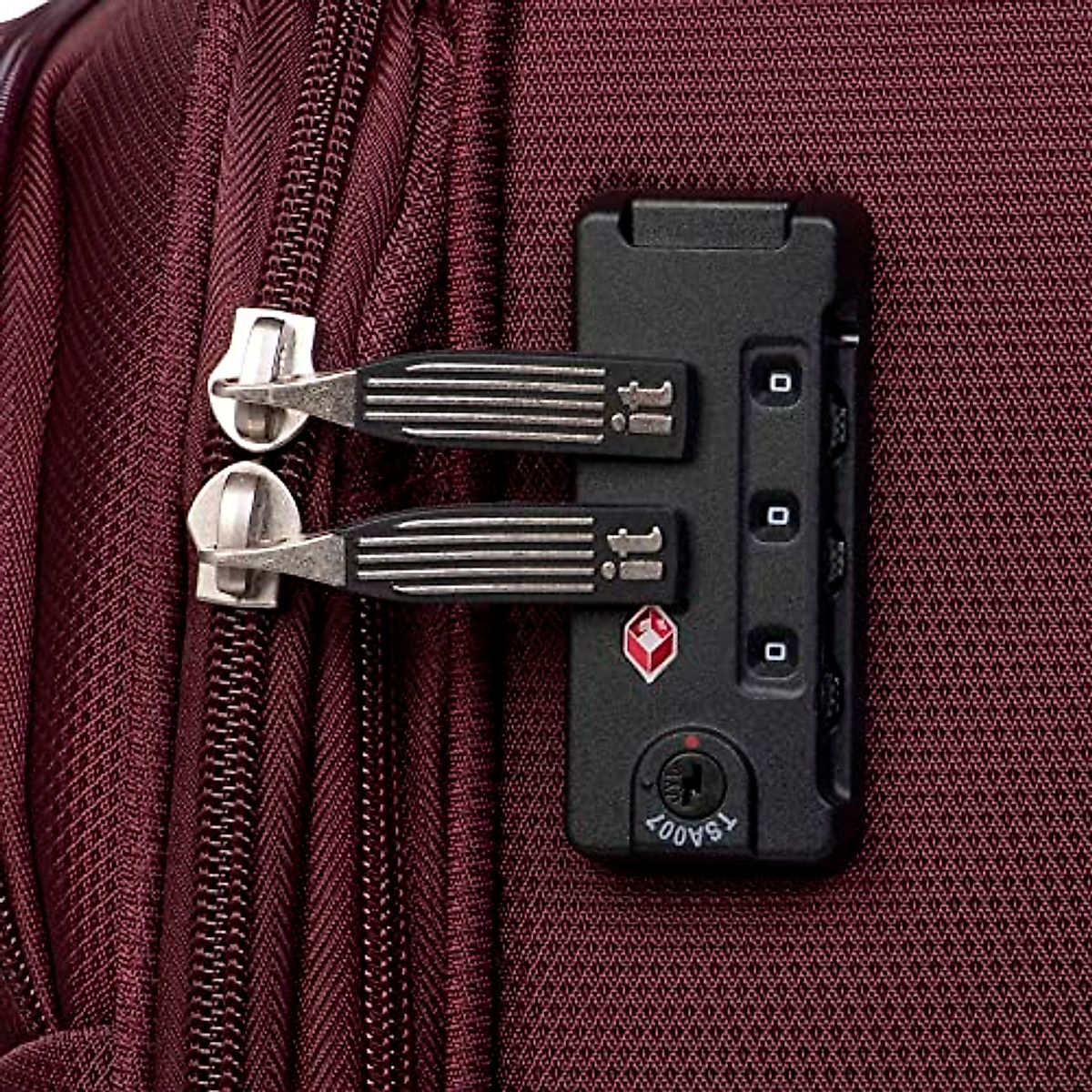 it luggage Intrepid 27" Softside Checked 8 Wheel Expandable Spinner with TSA Lock, Dark Red