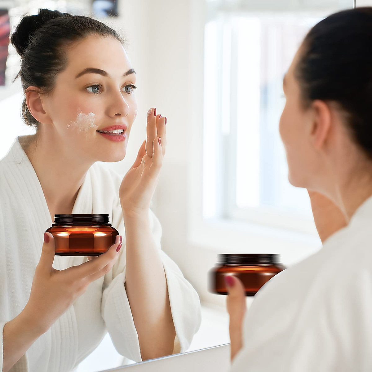 Didaey 36 Pack 5 oz Plastic Cosmetic Containers with Lids Labels Plastic Jars with Lids Travel Refillable Cosmetic Jars Containers for Lotions Body Scrub Body Butter Creams(Amber)