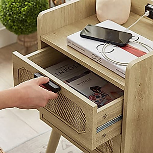 Duitrc Nightstand, End Table, Side Table with Charging Station & 2 Hand Made Rattan Decorated Drawers, Nightstands Set of 2, Wood Accent Table with Solid Wood Feet, with Open Storage, Natural, 2 Pack
