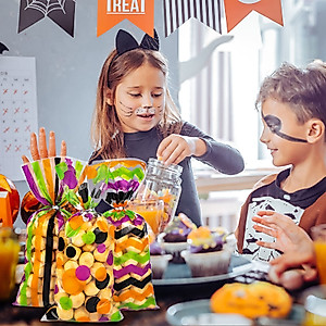 105 Pcs Cellophane Treat Bags, Halloween Themed Trick Polka Dot Stripes Goodie Candy Party Favor Gift Bags with 100 Twist Ties Halloween Decorations for Birthday Party Baby Shower Holiday Fall