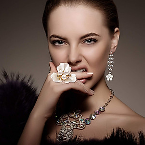 44 Pieces Pearl Rhinestone Buttons Rhinestone Faux Pearl Embellishments Pearl Brooch Alloy Floral Pendants for Jewelry Making Clothes Bags Shoes Supplies and Wedding DIY