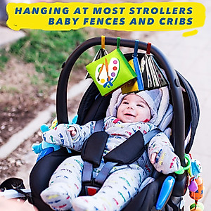 AMINFUN Soft Cloth Baby Book Toy,White Black Fabric Baby Learning Book(Pack of 4),Touch and Feel Crinkle Sound,Early Educational Toy,Gift for Babies Infants Toddlers