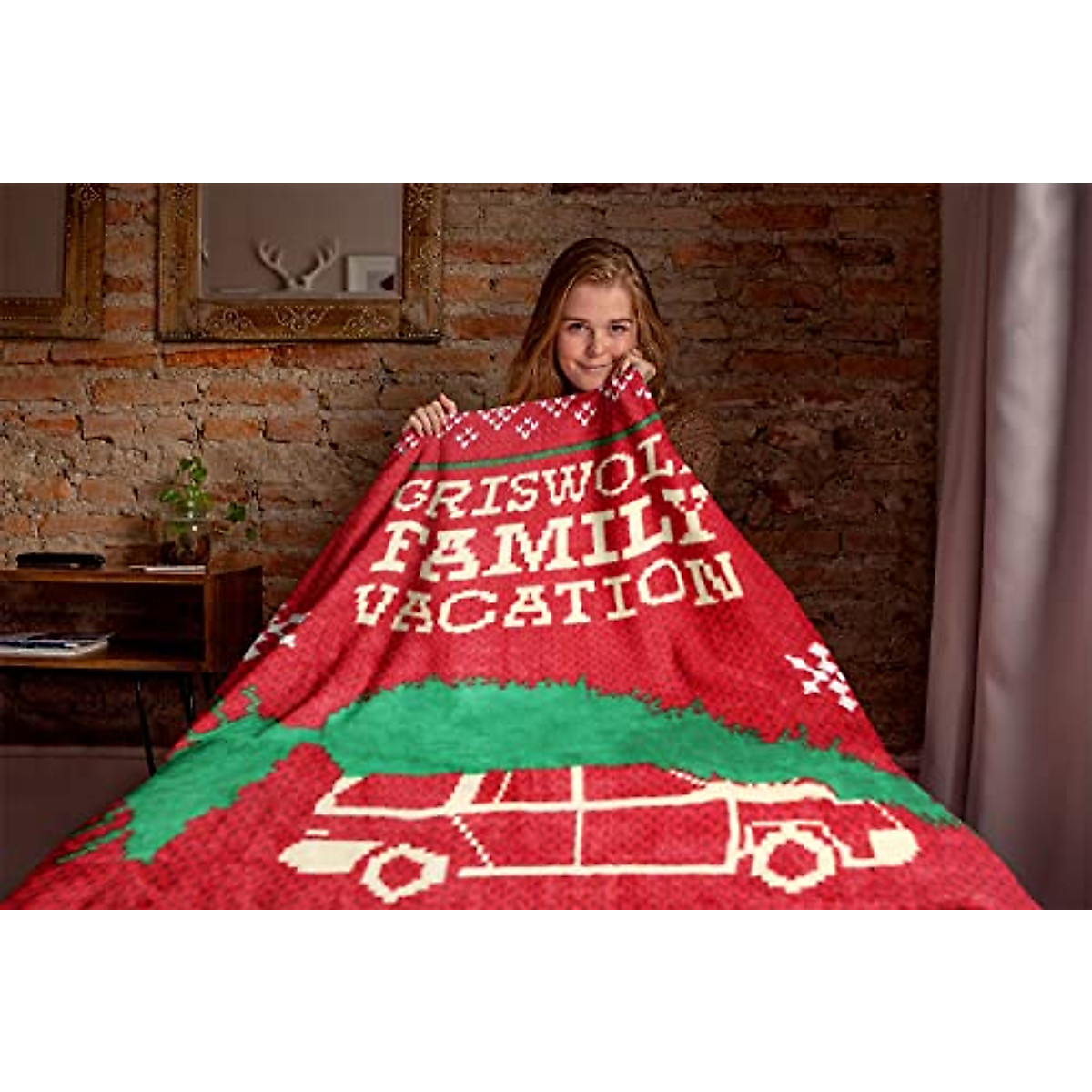 The Northwest Company National Lampoon's Christmas Vacation Griswold Family Tree Chopping Micro Raschel Throw Blanket 48" x 60"