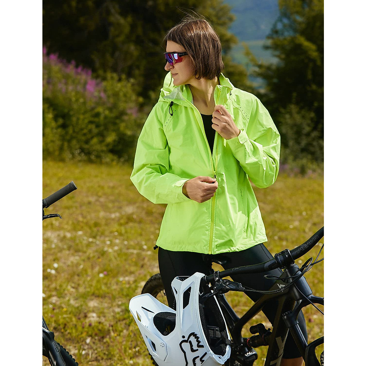 BALEAF Women's Rain Jackets Waterproof Windbreaker Windproof Lightweight Running Cycling Jackets Reflective Packable Hooded Yellow M