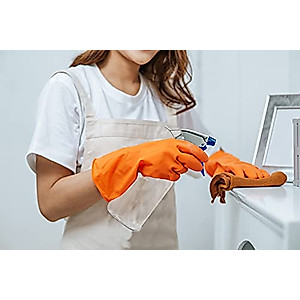 DecorRack 2 Plastic Spray Bottles 20oz Clear Empty Spray Bottle, Professional Sprayer with Adjustable Nozzle for Cleaning Solutions, Kitchen, Garden, Hair, Plants, Leak Proof Fine Mist Bottle (2 Pack)