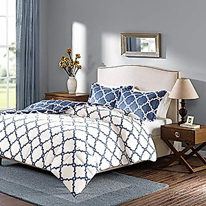 Sleep Philosophy True North Peyton Reversible Fretwork Print Plush Comforter Set Bedroom Comforters with Shams Ultra Soft and Cozy, Full/Queen, Indigo