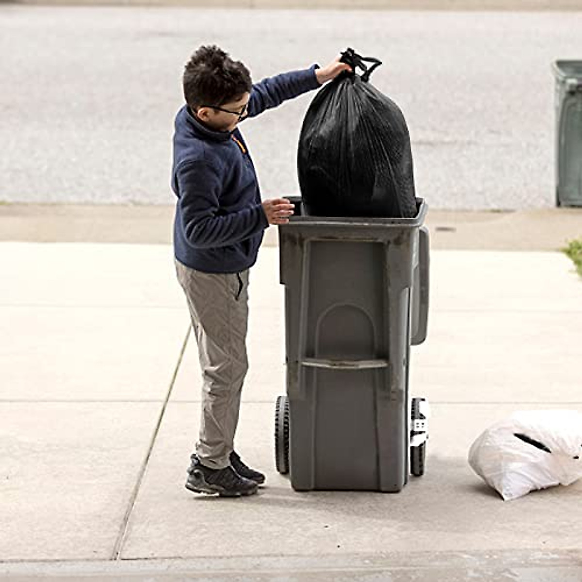 YIHATA 13 Gallon Trash Bags Drawstring Unscented 120 Count Trash Bags 13 Gallon Tall Kitchen Trash Bags Wastebasket for Kitchen Office Home Garden Outdoor Traveling Camping Black (Easy to Separate)