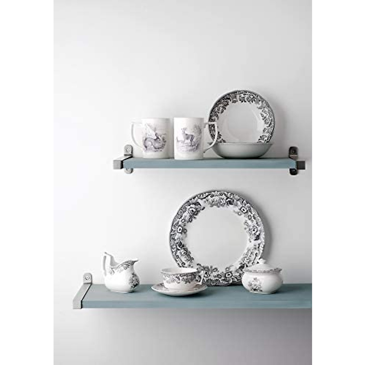 Spode Delamere 15.25" Bread Tray | Serving Platter for Thanksgiving, Dinner Parties, and Other Events | Made from Fine Porcelain | Microwave and Dishwasher Safe