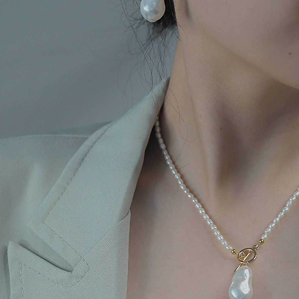 Cowlyn Irregular Pearl Pendant Necklace Handpicked Baroque Pearls Chain Chunky Sweater Necklace Strands Delicate Handmade Vintage Women Jewelry Gift