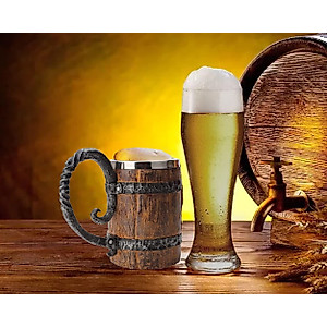 Wooden Beer Mug Beer Barrel, Large Viking Cup Wood Style Beer Mug Tankard with Handle, Antique gifts for Men Bar Restaurant Vintage Bar Accessories(18.60oz/550ml)