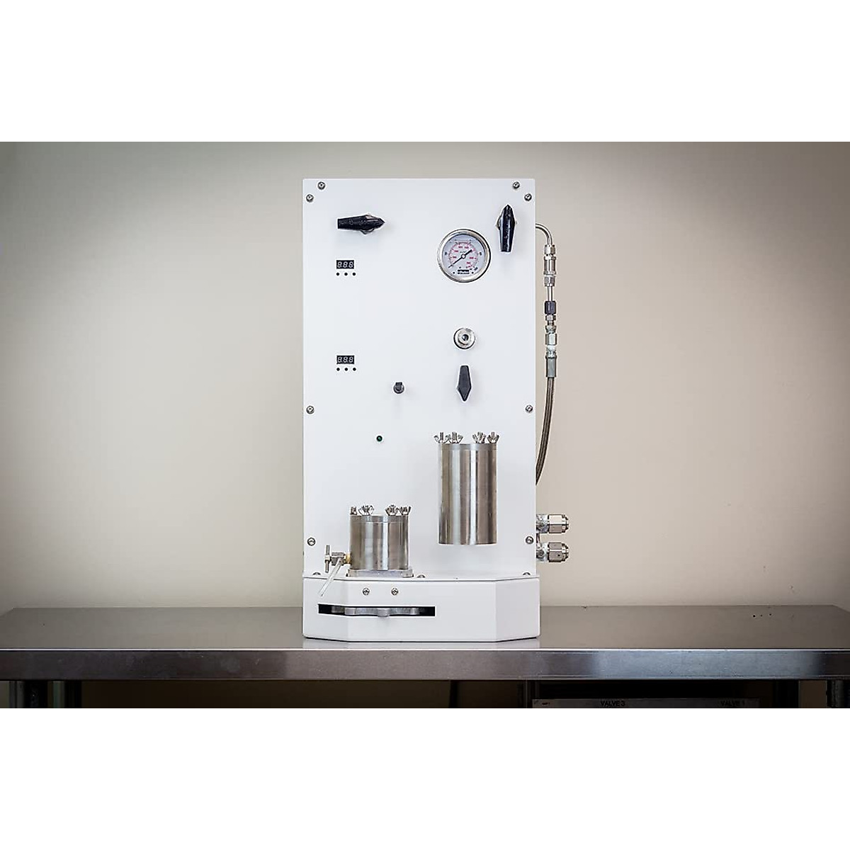 LBV2 - Lab Grade CO2 Prep-Chromatograph and Extraction Machine