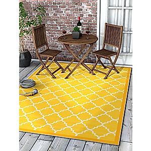 Well Woven Kings Court Brooklyn Trellis Modern Gold Geometric Lattice 3'3" x 4'7" Indoor/Outdoor Area Rug
