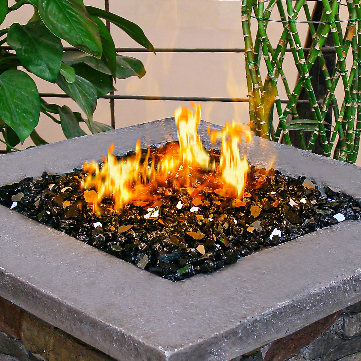 Hisencn Fire Glass 1/2 Inch - Onyx Black Reflective Tempered Fire Glass Rocks for Fire Pit, Outdoors and Indoors Natural or Propane Fireplaces, Fire Bowls Landscape Decoration, 10 Pounds