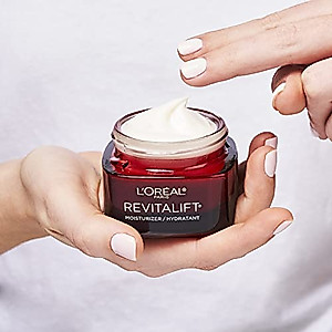 L’Oreal Paris Skincare Revitalift Triple Power Anti-Aging Face Moisturizer with Pro Retinol, Hyaluronic Acid & Vitamin C to reduce wrinkles, firm and brighten skin, 1.7 Oz