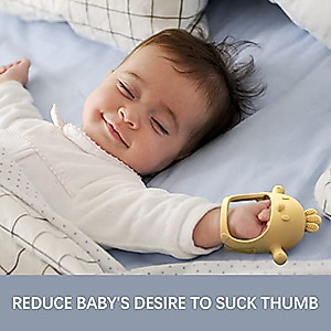 Silicone Baby Teether Toy ，Dust-Proof Infants Chew Toys & Soothing Pacifier 2-in-1，Anti-Dropping Silicone Baby Wrist Teether Soothing Pacifier(1 Packs)