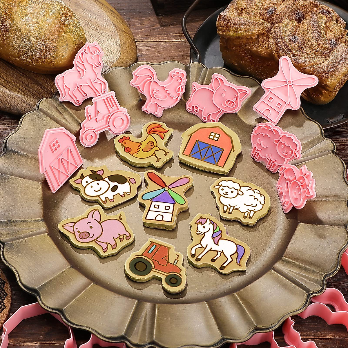8 Pcs Farm Animal Cookie Cutters with Plunger Stamps Set 3D Pig Chicken Sheep Cow Horse Truck Cookie Stamp and Cutter Funny Cartoon Farm Theme Biscuit Baking Mold for Treats DIY Cookie Cake Supplies
