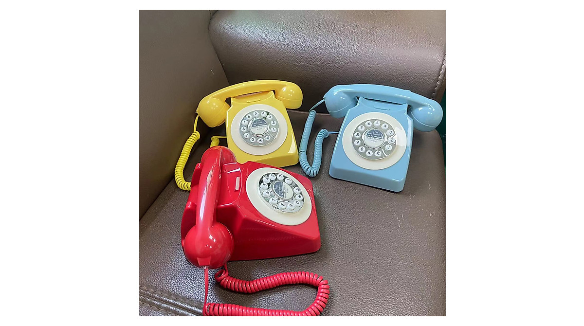 Retro Corded Phone: Vintage Landline for Home & Office Decor