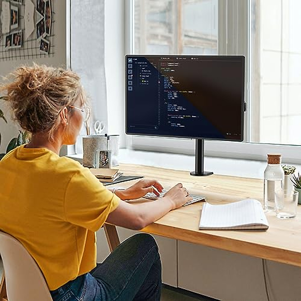 WALI Single Monitor Mount, Single Monitor Arm Desk Mount,Desk Monitor Stand, Holds Screen Up to 32inch, 22lbs, Adjustable Mount with C-CLAMP Designed for Home Office Application(M001), Black