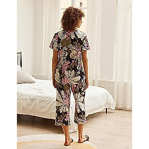 Ekouaer Comfy Lounge Sets for Women Short Sleeve V-Neck Tops with Capri Pants Floral Printed Pajama Set with Pockets