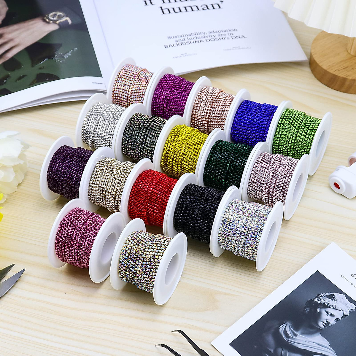 Dowarm 10 Yards 2MM Crystal Rhinestone Close Chain Trim for Sewing Crocs Shoes Clothes Cups, SS6 Claw Rhinestone Chain for Craft Jewelry Wedding Bouquet DIY Decoration, Silver