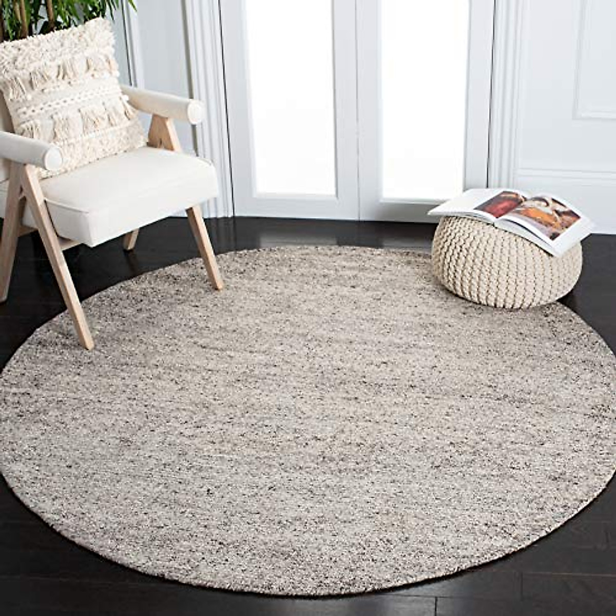 SAFAVIEH Himalaya Collection 6' Round Brown HIM153T Handmade Premium Wool & Viscose Area Rug