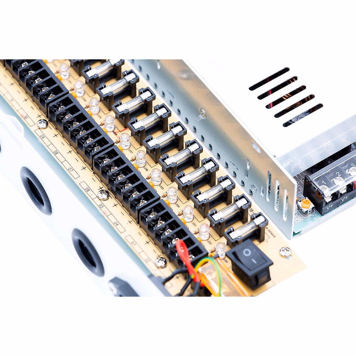 Ares Vision 18 Channel/Port 30 AMPS, 12V DC Power Supply Box, Individually Fused for CCTV, LED, and All 12v DC Devices. (18CH 30 AMP)