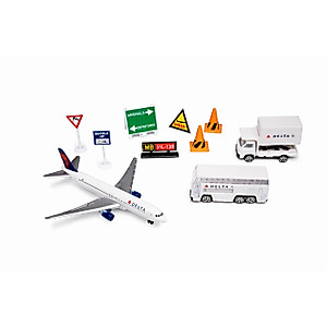 Daron Delta Airlines 12 Piece Playset (Color of the content may Vary)