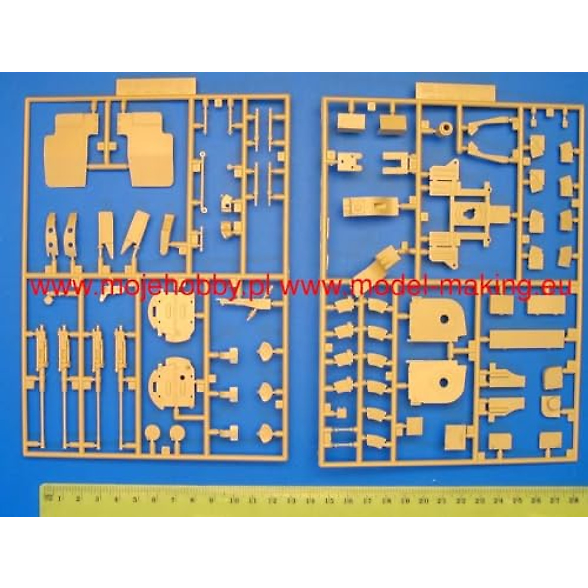 Academy ACA13236 Model Kit, Various