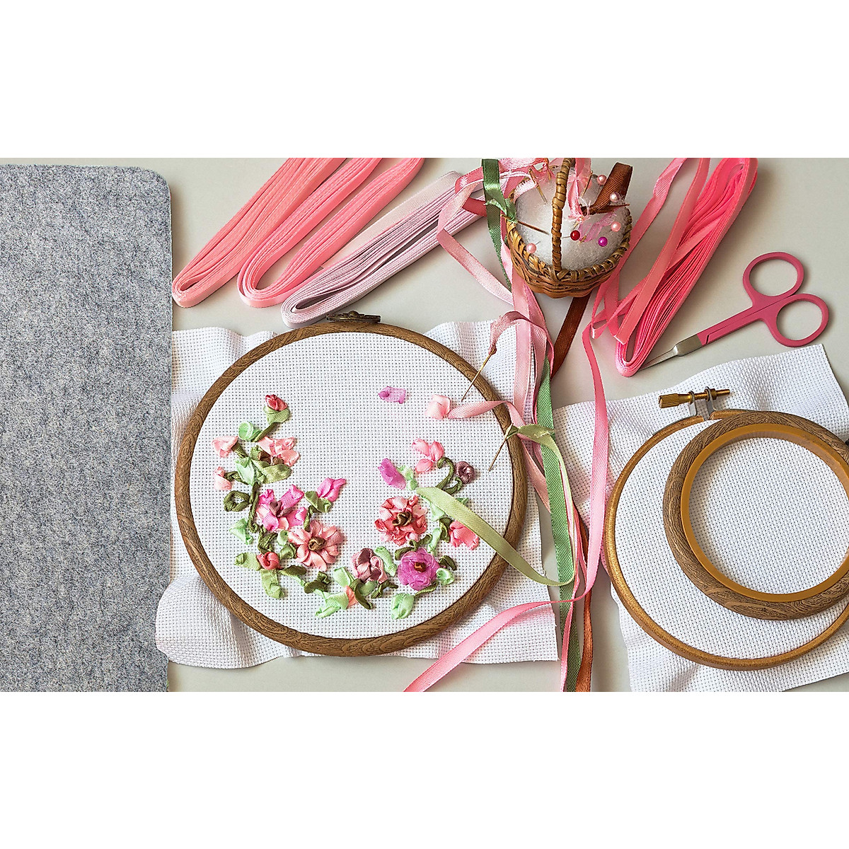 Wool Pressing Mat for Quilting - 100% New Zealand Wool Ironing Mat for Quilters, Mat for Table Top Crafts, Bonus Bag, Cutting Mat, Silicone Iron Rest & Sewing Tools - 13.5x17 Wool Mat for Ironing