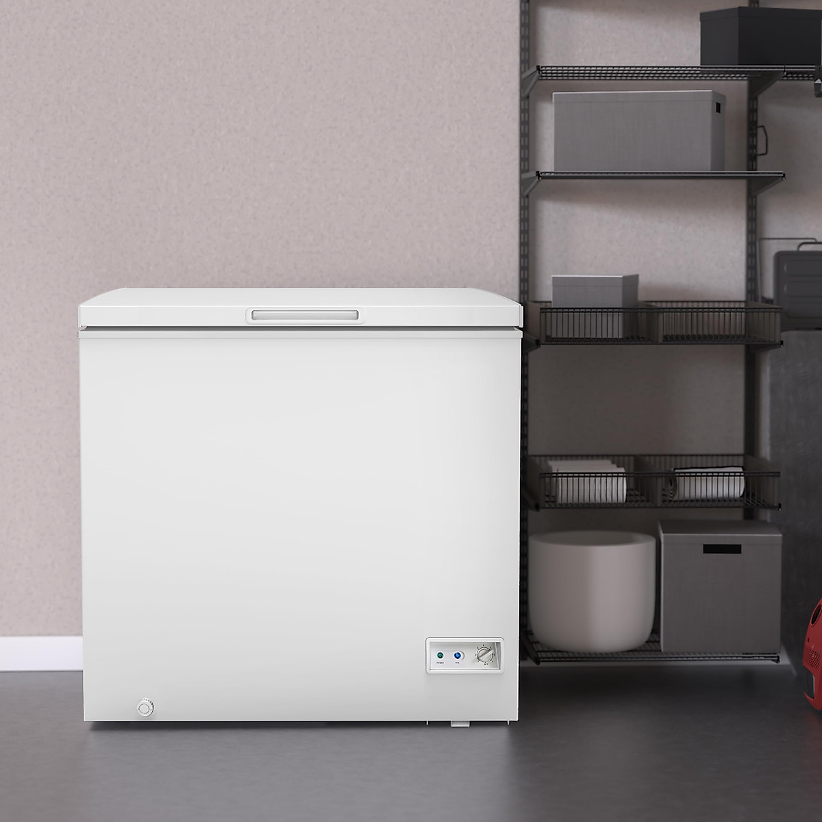 Avanti CF7F0W CF7F 7.0 cu. ft. Garage Ready Chest Freezer​, in White