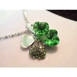 TRUEGOOD Four Leaf Clovers Necklace Crystals,Green Crystal Pendant with Necklace Angel Neckles, 4 Leaf Clover Necklace Eternal love