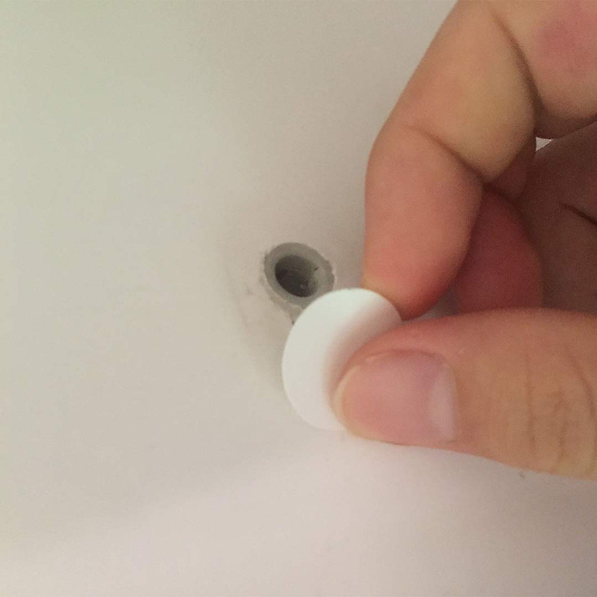 580 Pcs Self-Adhesive Screw Hole Stickers, 6-Table Self-Adhesive Screw Covers Caps Dustproof Sticker 12mm, 15mm, 21mm White