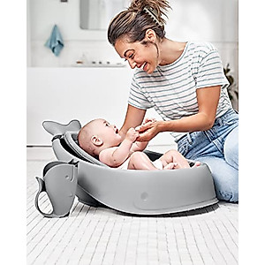 Skip Hop Baby Bath Rinse Cup, Moby Tear-free Waterfall Rinser, Grey