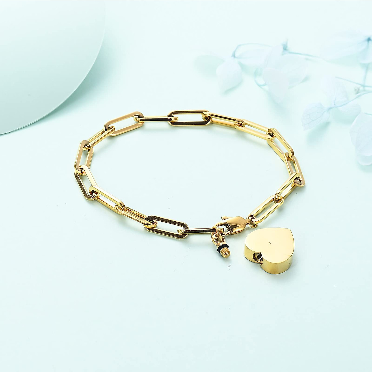 VCCWYQK Cremation Urn Bracelet Keepsake Jewelry, Stainless Steel Heart Memorial Urn Bracelet Bangle Cremation Keepsake Jewelry for Ashes (Gold)