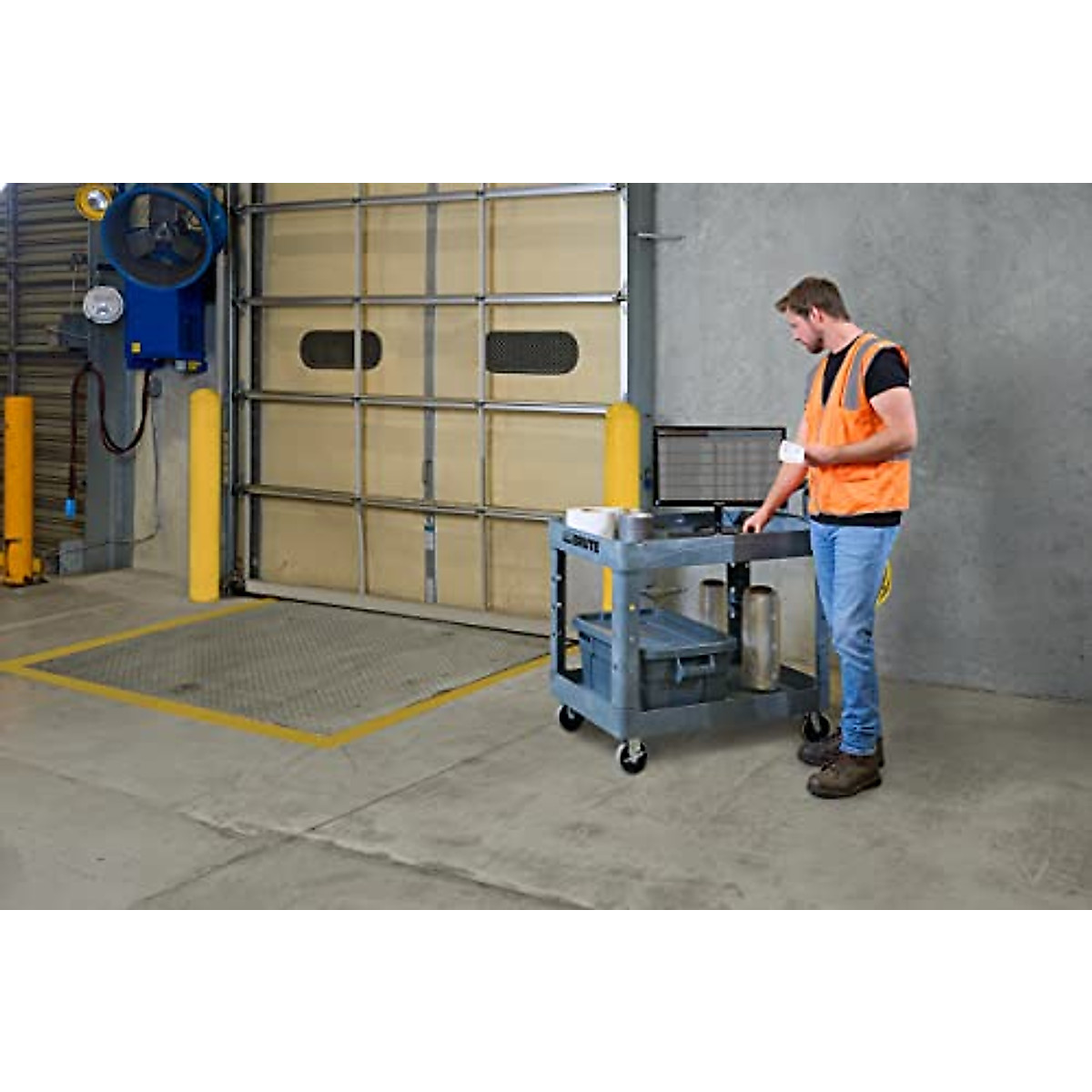 Rubbermaid Commercial Products Brute Heavy Duty 2-Shelf Utility/Service Cart, Medium, Lipped Shelves, Ergonomic Handle, 500 lbs. Capacity, Gray, for Warehouse/Garage/Cleaning/Maintenance/Stadiums