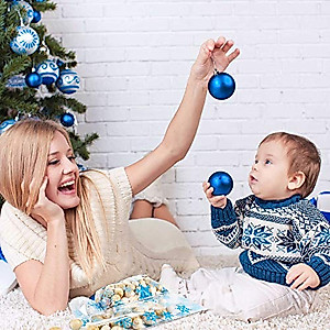 Christmas Cellophane Bags Winter Snowflake Holiday Treat Bags Blue Plastic Candy Goodie Bags with Twist Ties for Winter Xmas Wonderland Birthday Holiday Party Favors (200 Counts)