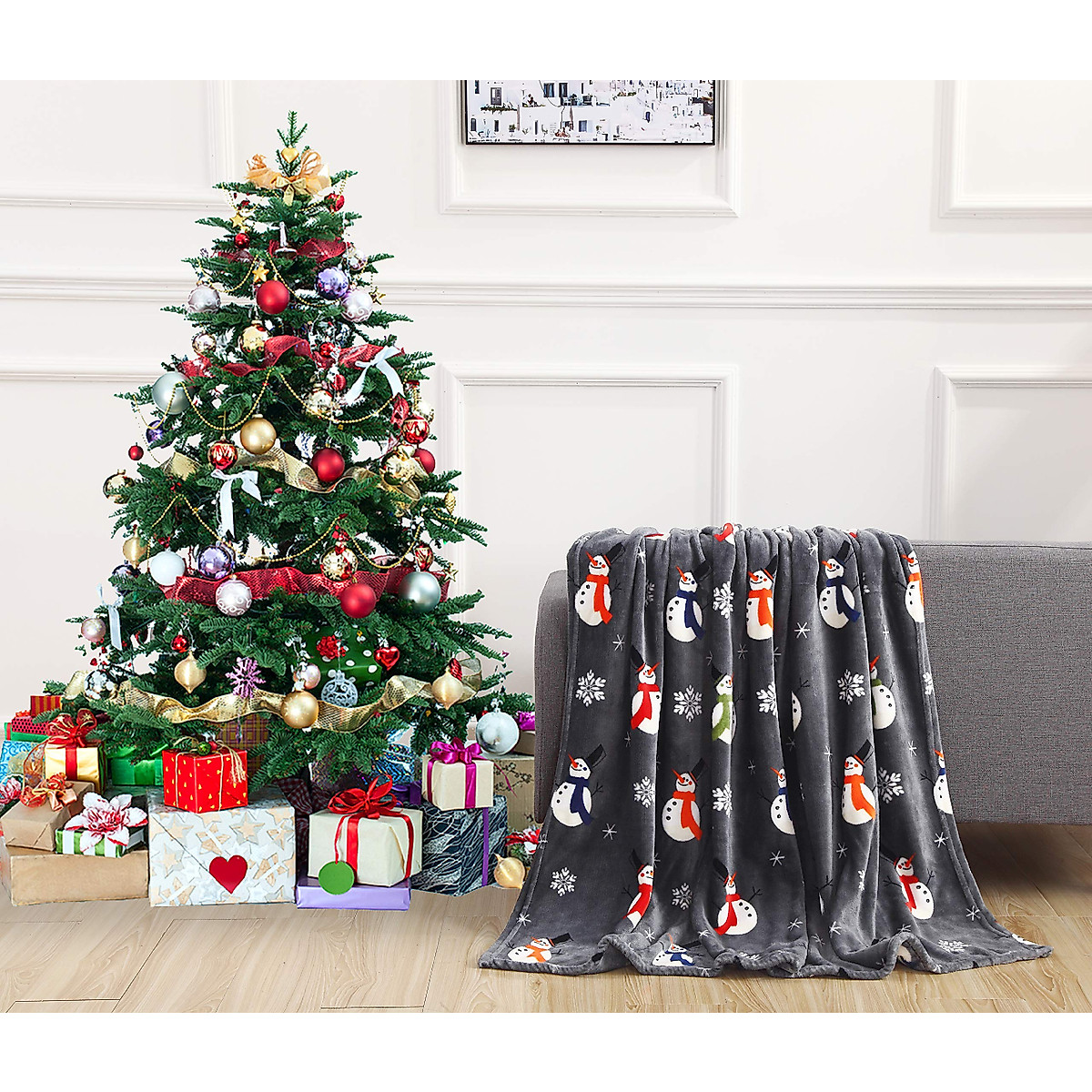 Elegant Comfort Luxury Velvet Super Soft Christmas Prints Fleece Blanket-Holiday Theme Home Décor Fuzzy Warm and Cozy Throws for Winter Bedding, Couch and Gift, 50 x 60 inch, Snowman Flake Gray