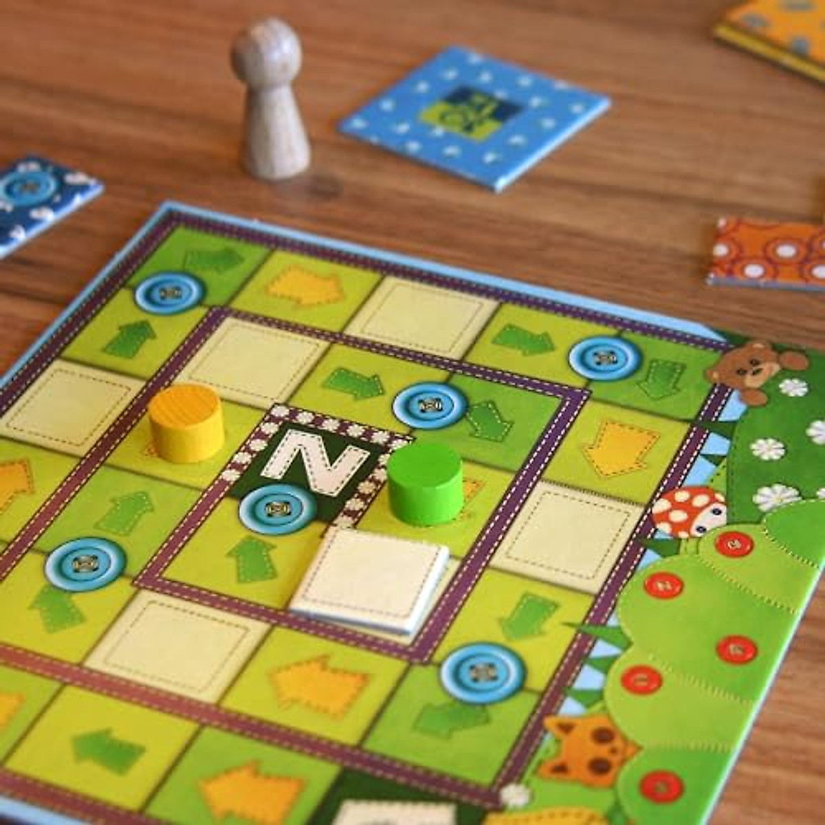 Patchwork Express Board Game - Fast-Paced Two-Player Quilting Strategy Game! Interactive Puzzle Game for Kids & Adults, Ages 6+, 2 Players, 20 Minute Playtime, Made by Lookout Games