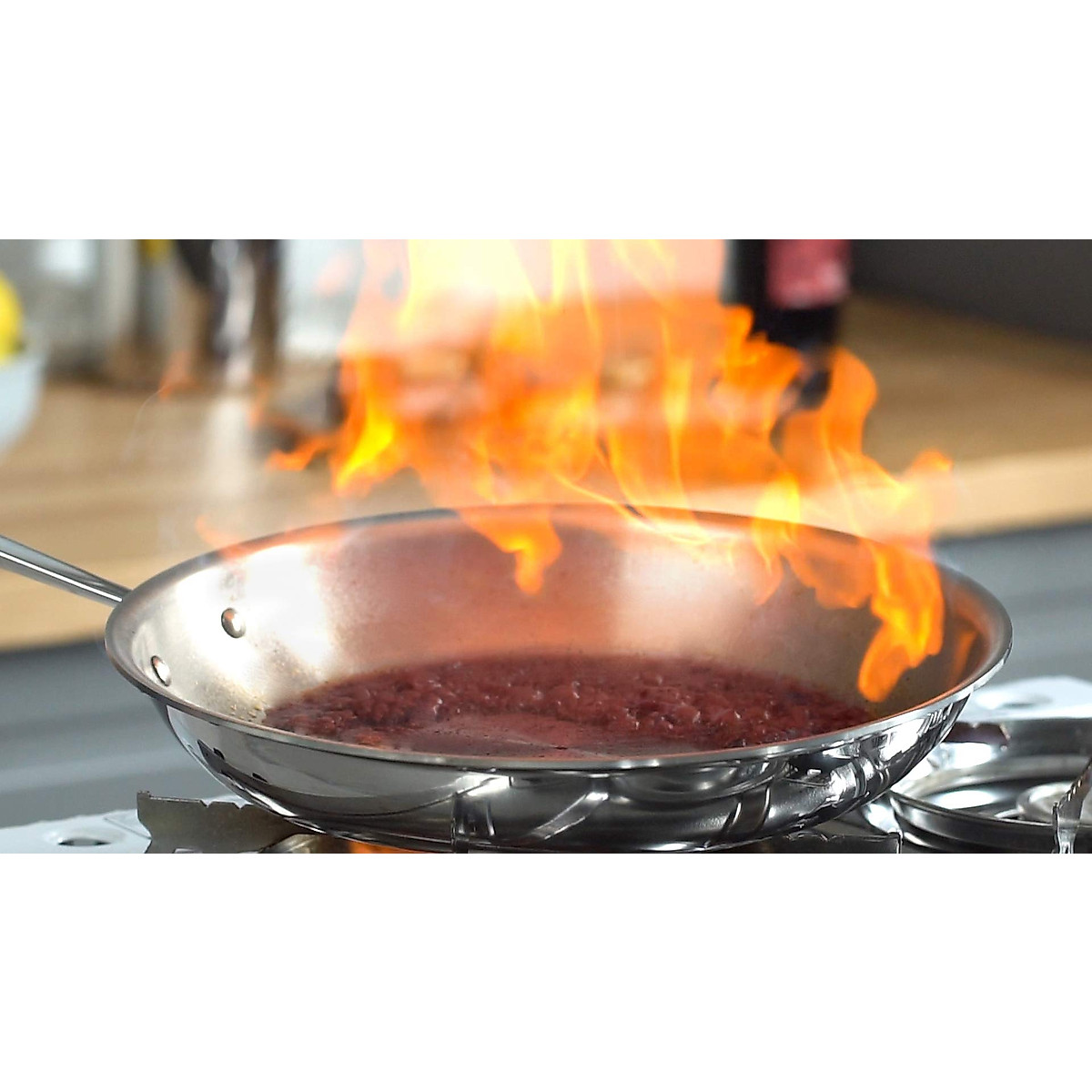 All-Clad D3 Fry Lid, 10 Inch Pan, Dishwasher Safe Stainless Steel Cookware, Silver, 10-Inch & Stainless Steel Tri-Ply Bonded Dishwasher Safe Sauce Pan with Lid, Cookware, 3-Quart, Silver