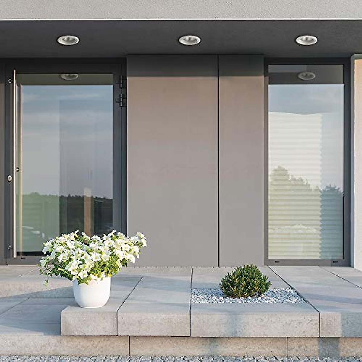 Globe Electric 90671 5" Rust Proof Indoor/Outdoor Ridged Baffle Round Trim Recessed Lighting Kit, White, Easy Install Push-N-Click Clips, 4.5" Hole Size, Dimmable, Ceiling Light Fixture, Porch Light