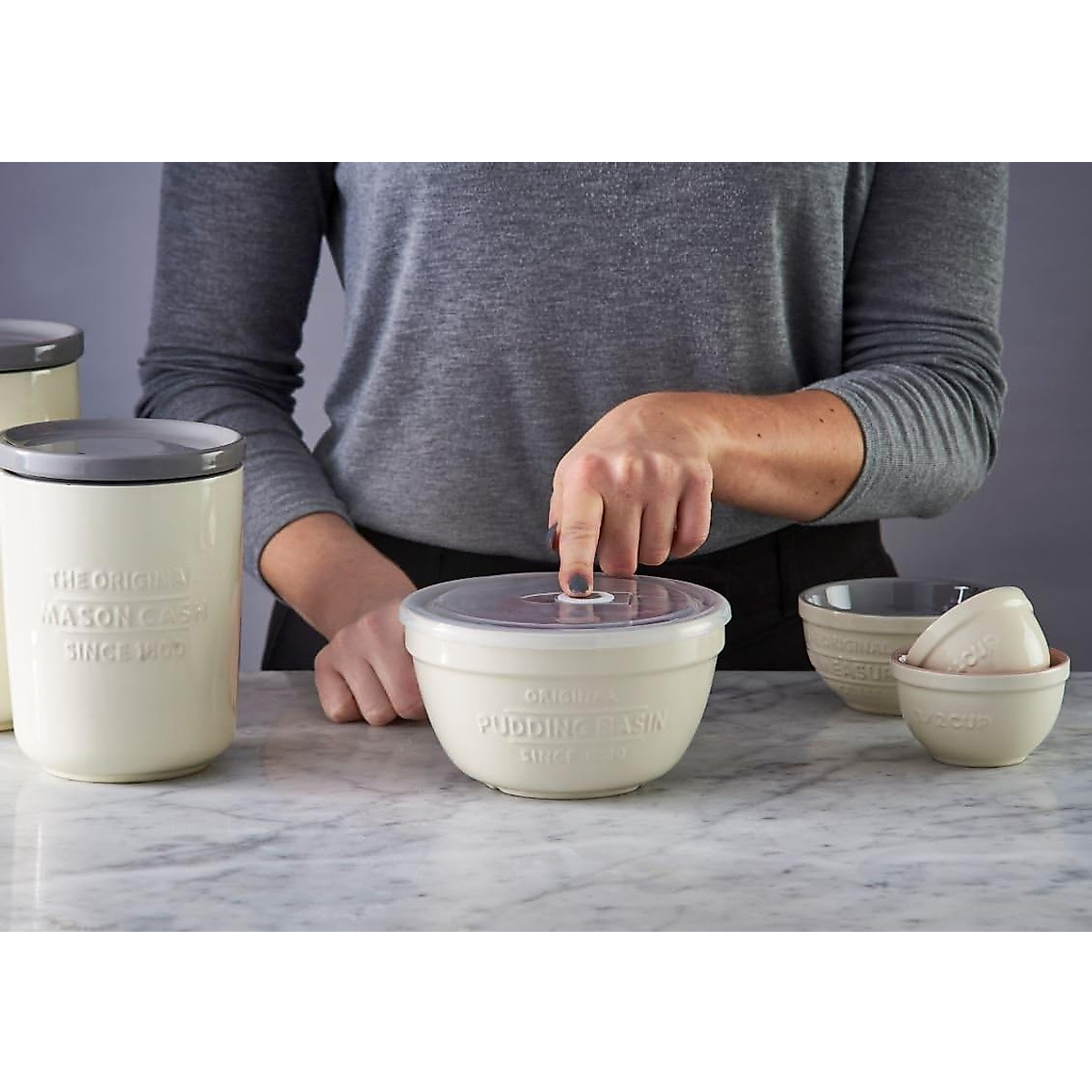 Mason Cash Innovative Kitchen All Purpose Bowl With Lid, off-white, 16 x 16 x 9 cm