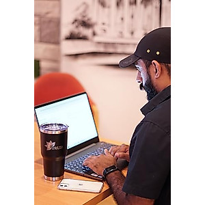 URUB 30oz Travel Tumbler Double Wall Stainless Steel Vacuum Insulated Beer Mug Thermal Coffee Juice Drinking Cup with lid