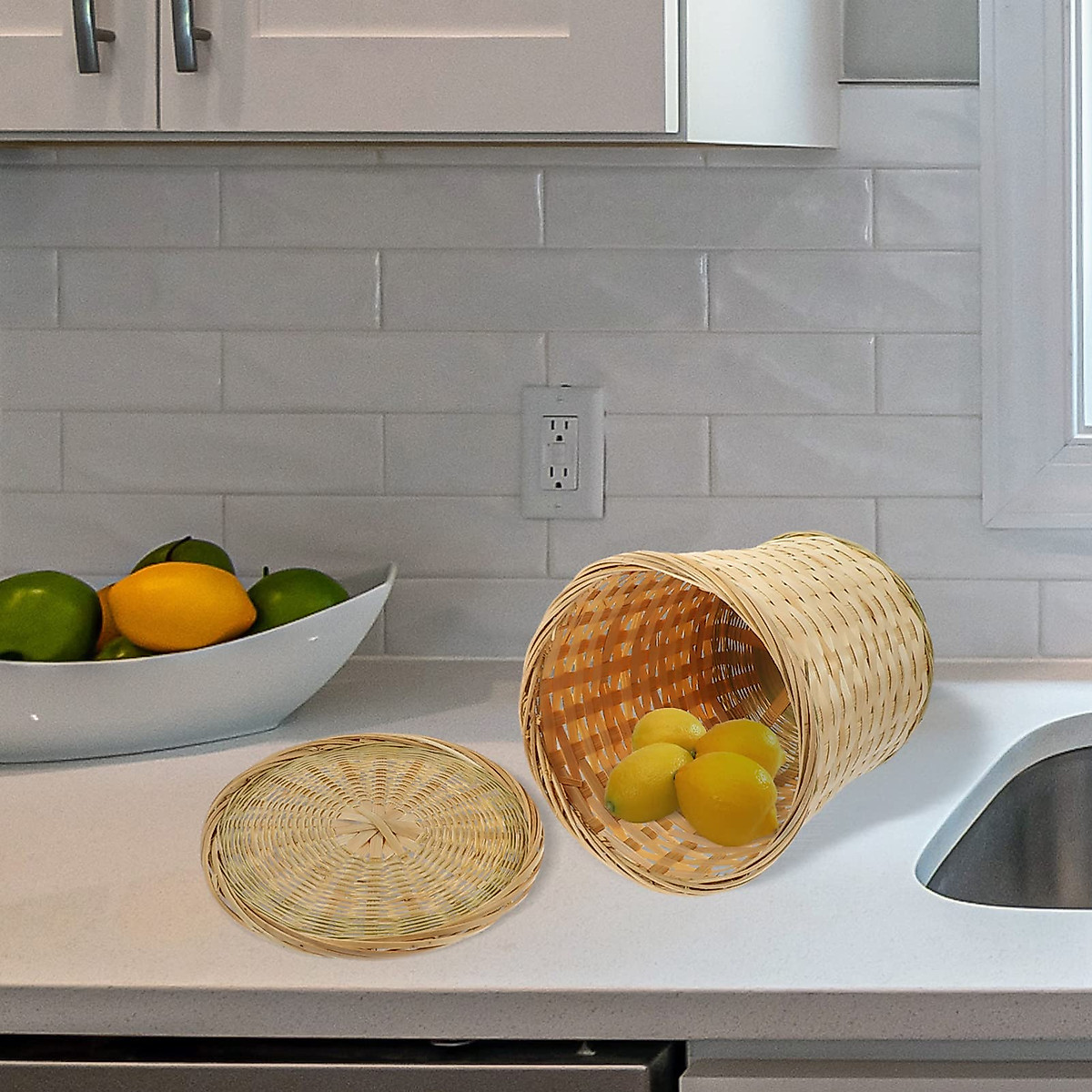 Hemoton 2pcs Small Woven Basket with Lid Rattan Trash Can Wastebasket Wicker Round Trash Bin Woven Storage Basket Decorative Egg Basket Laundry Hamper Flower Pots Planter Holder