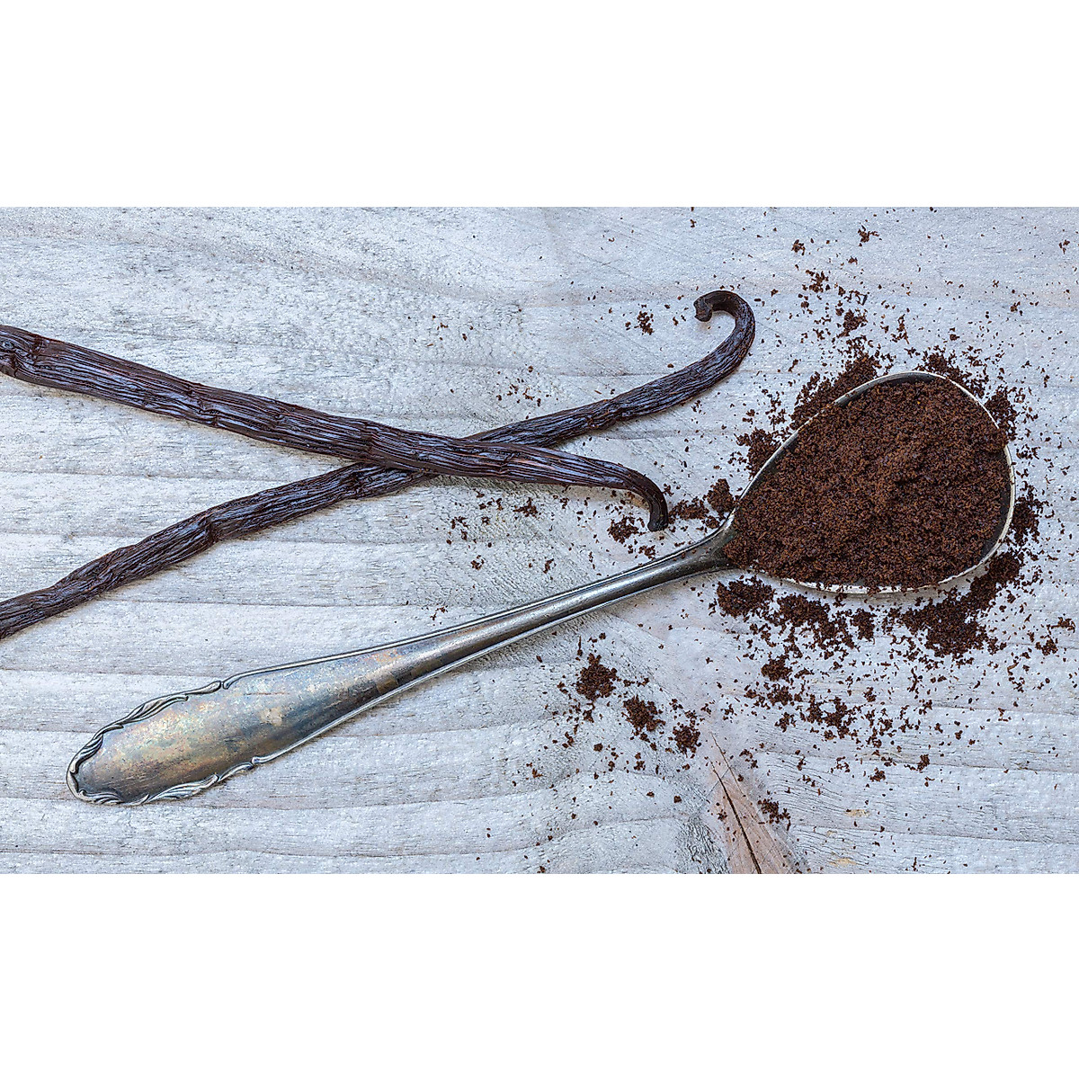 Vanilla Bean Powder - 100% Pure Ground Madagascar Vanilla Powder - For Cooking, Baking, & Additional Flavoring - Add To Coffee, Tea, Yogurt, & Shakes - Raw, Unsweetened, No Fillers or Additives - 1 oz