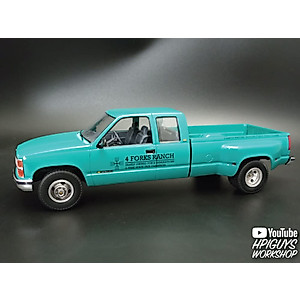 AMT 1996 Chevrolet C-3500 Dually Pickup Easy Build New Tooling 1:25 Scale Model Kit