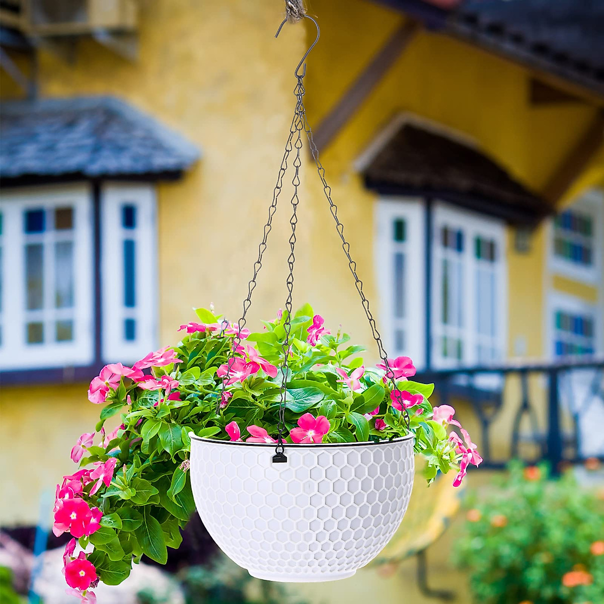 Gejoy 4 Pieces Self Watering Hanging Planter for Outdoor Indoor Plants 8 Inch Plastic Plant Hanger with Drain Hole and Chain Flower Plant Pot Hanging Basket Garden Planters and Pot, White